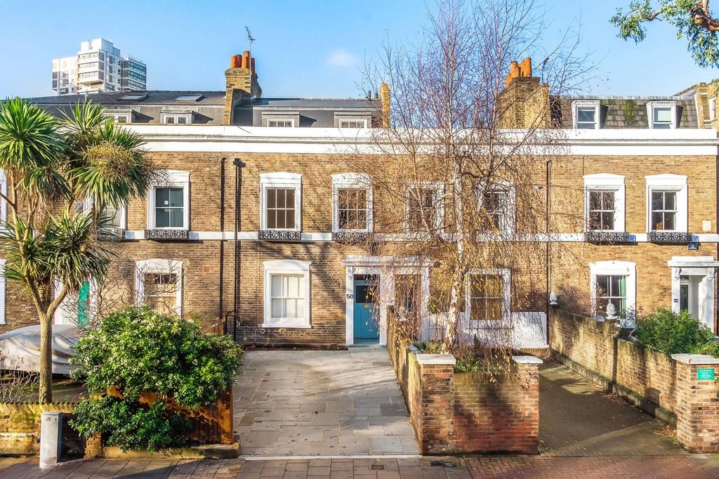 Westbridge Road, Battersea Square, London, SW11 4 bed house for sale - £1,750,000