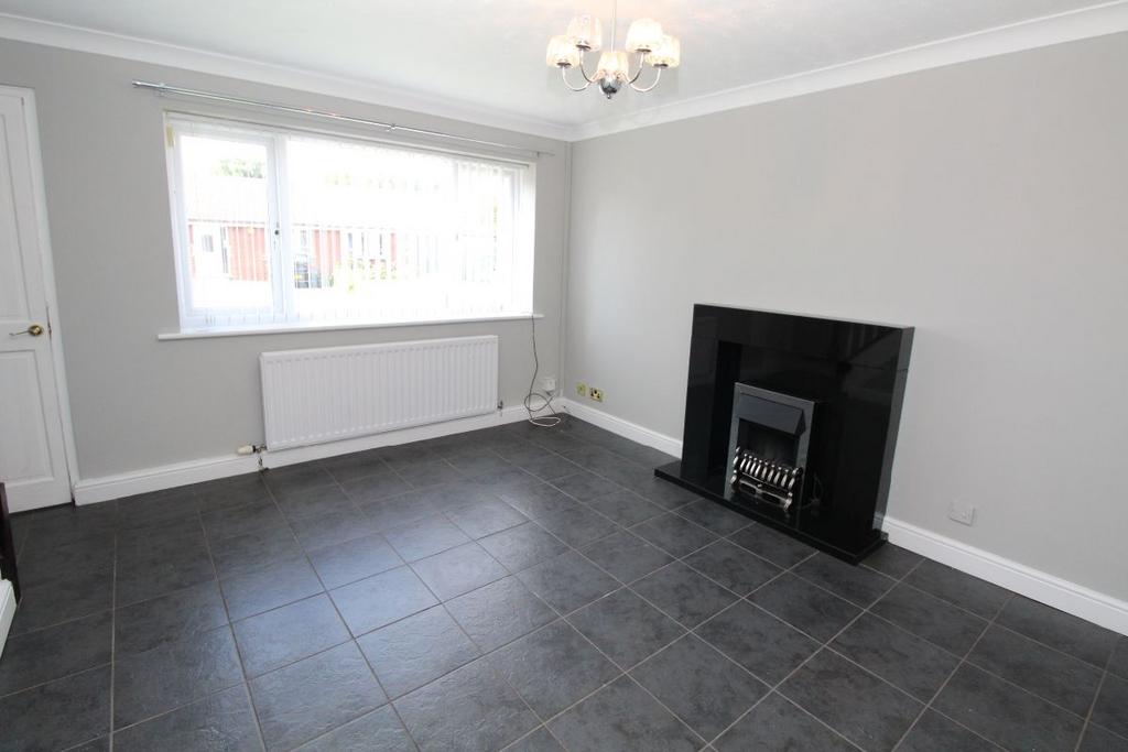 Monkswood Close Callands Warrington 2 Bed Semi Detached House £900
