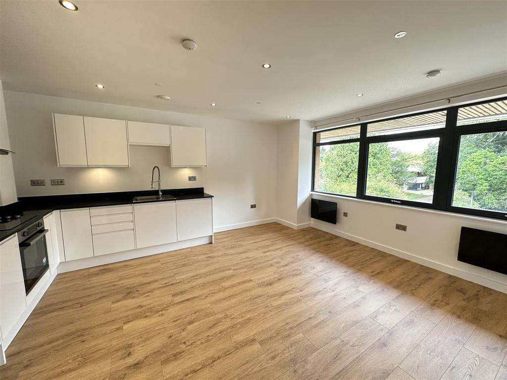 Hopewood Park, Dorking 1 bed property - £249,950