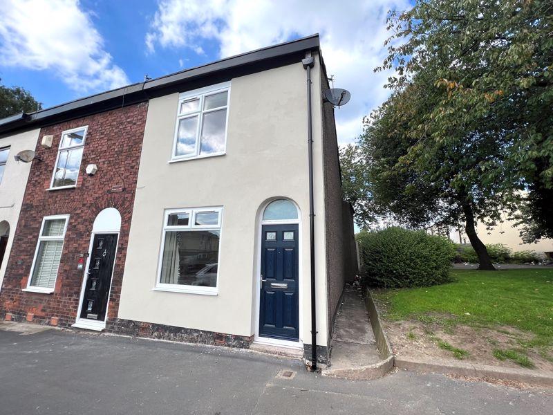 Worsley Road, Manchester 2 bed terraced house - £995 pcm (£230 pw)