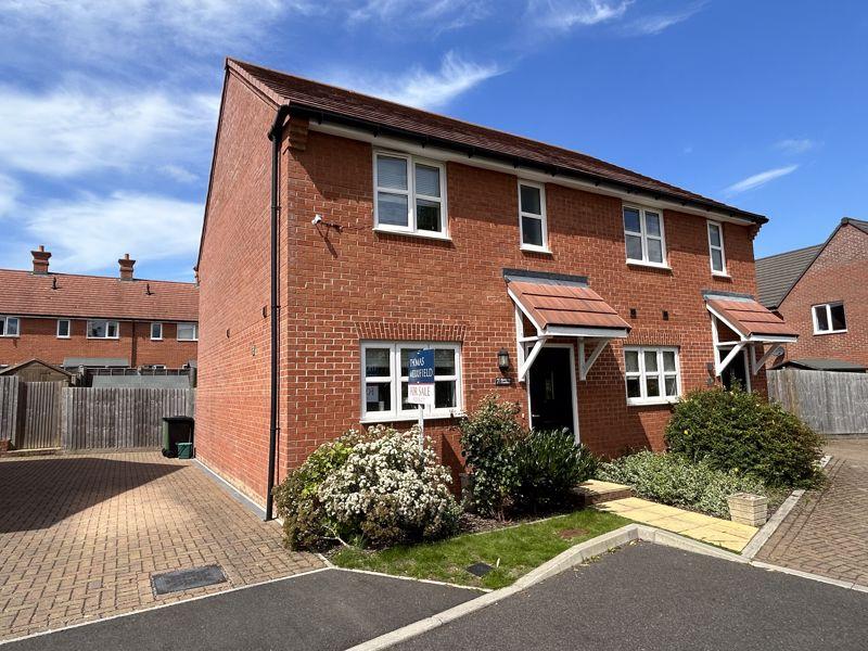 Hawthorn Gardens, Harwell 2 bed semi-detached house - £340,000