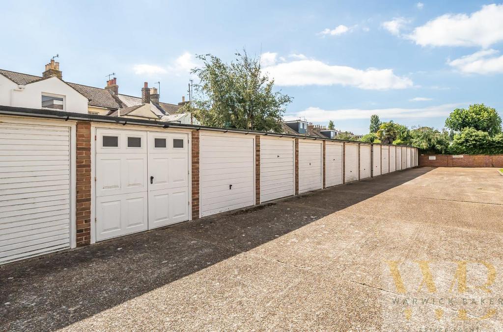 Ravens Road, Shoreham-By-Sea Garage - £29,950
