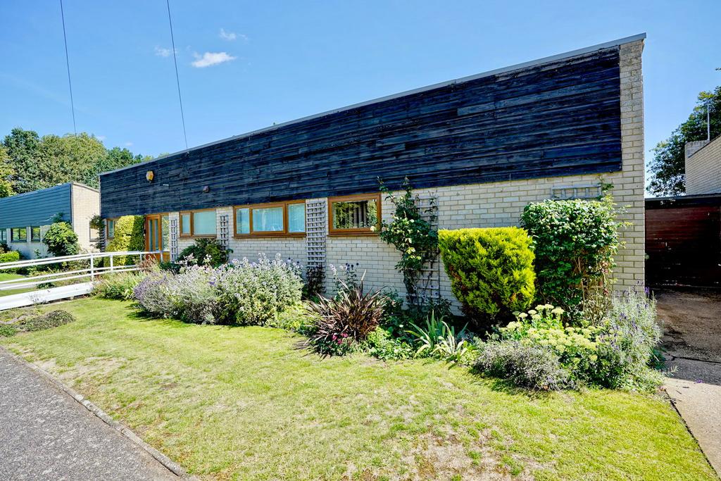 Victoria Crescent, Wyton, Huntingdon, PE28 3 bed detached bungalow for ...