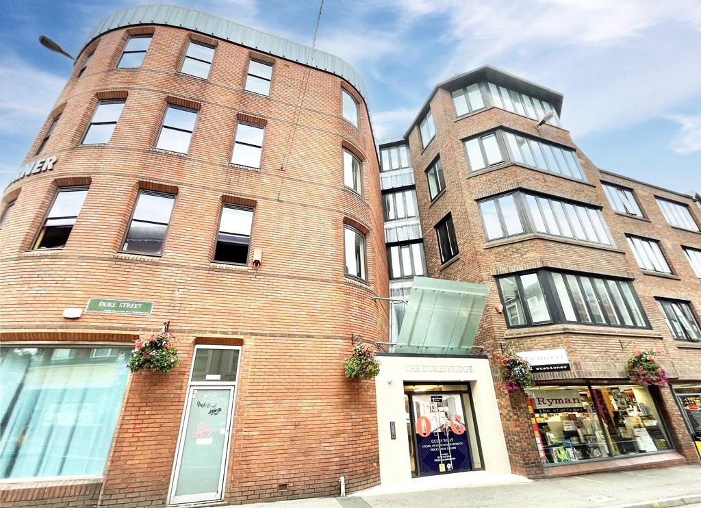 Duke Street, Reading, Berkshire, RG1 1 bed apartment - £1,400 pcm (£323 pw)