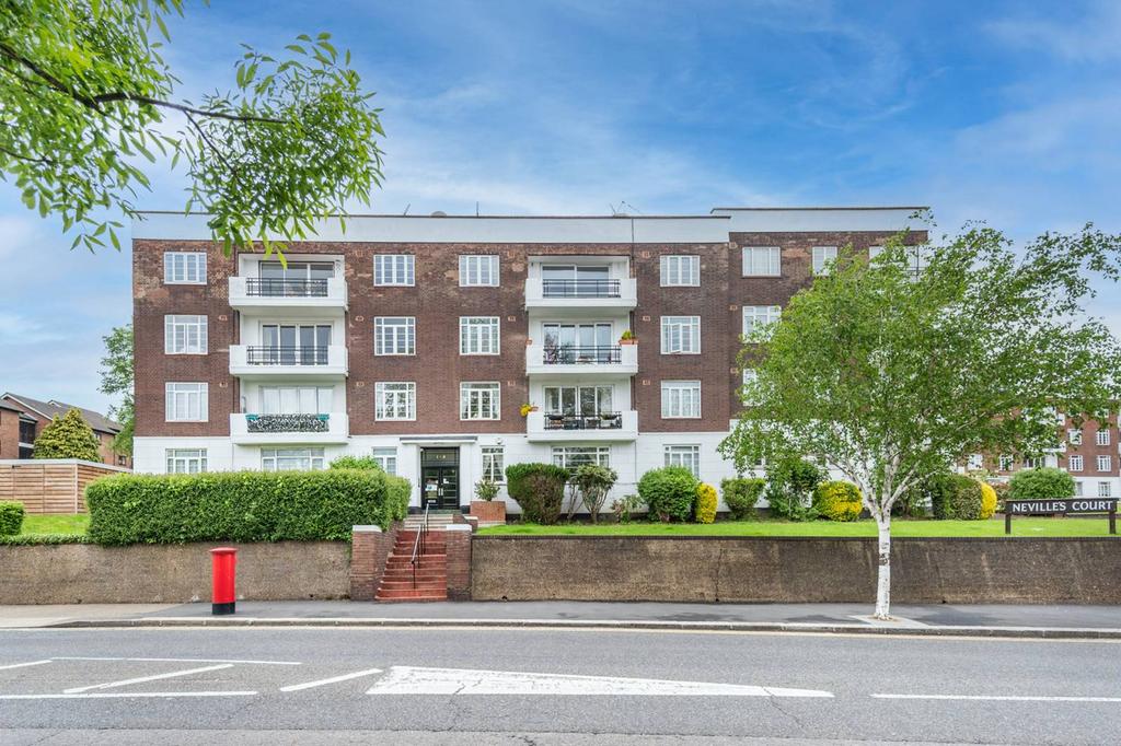 Dollis Hill Lane Gladstone Park London Nw2 2 Bed Flat For Sale £