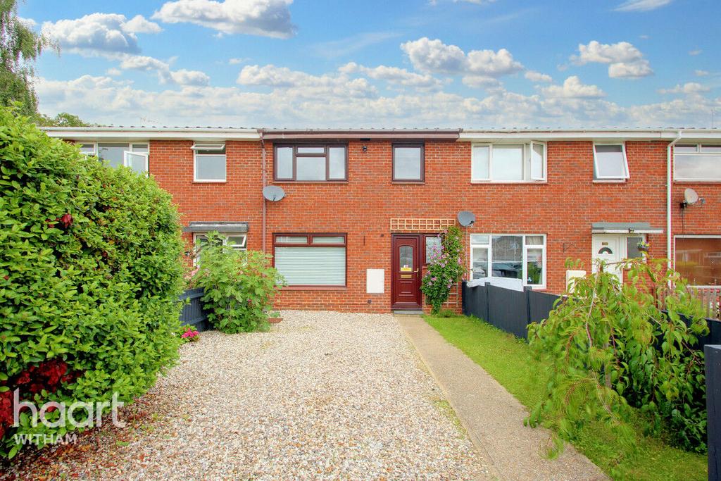 Foxglove Close, Witham 3 bed terraced house - £300,000