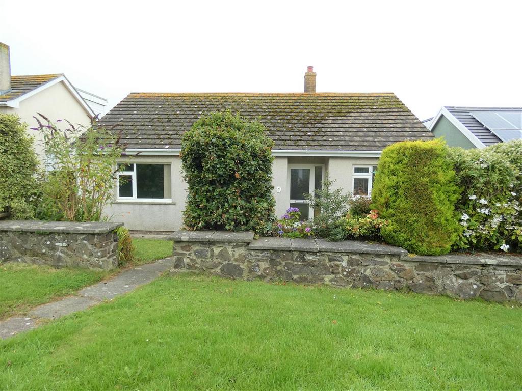 Croft Road, Broad Haven, Haverfordwest 3 bed bungalow for sale - £325,000