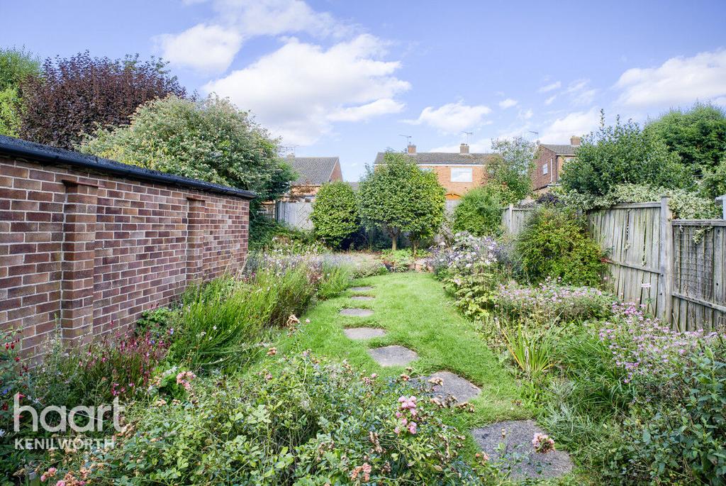 John O Gaunt Road, Kenilworth 3 bed semi-detached house - £390,000