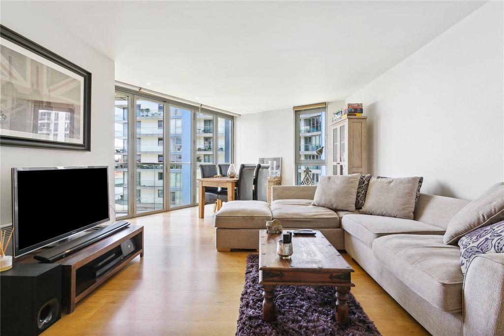 Chapelier House, Eastfields Avenue... 2 bed flat - £3,250 pcm (£750 pw)