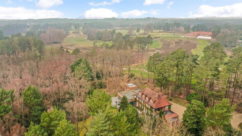 Swinley Road, Ascot 6 bed detached house - £2,000,000