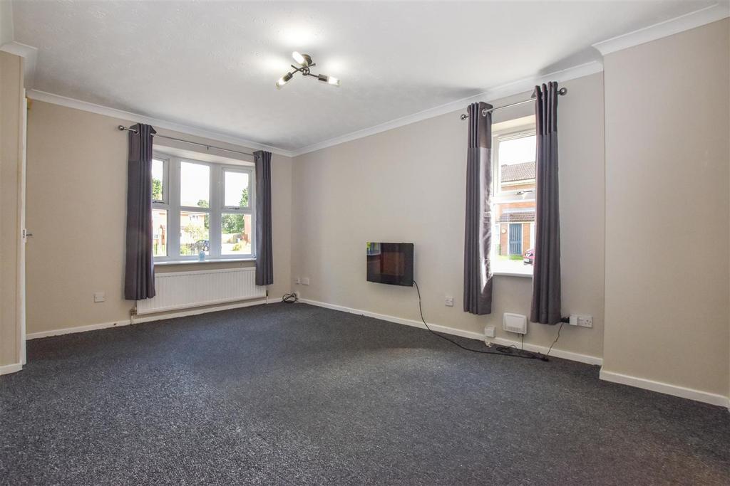 Oakfield Court, Hull 3 bed semi-detached house for sale - £150,000