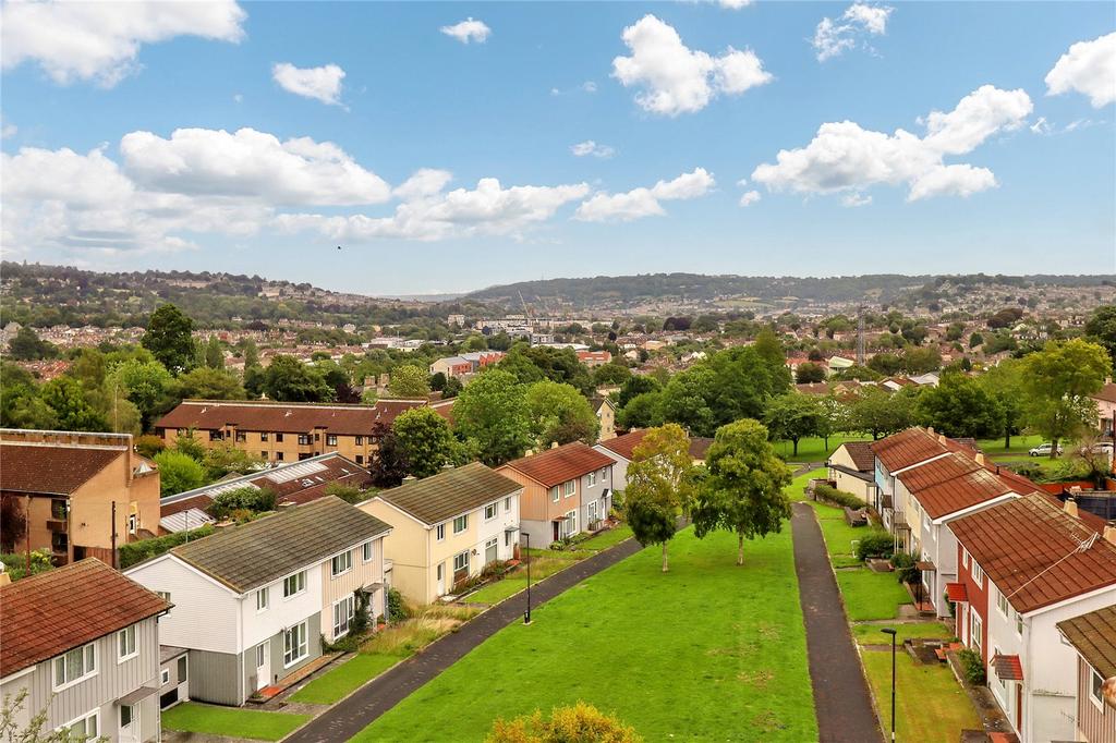 Naish House, Shaws Way, Bath, BA2 2 bed apartment - £190,000