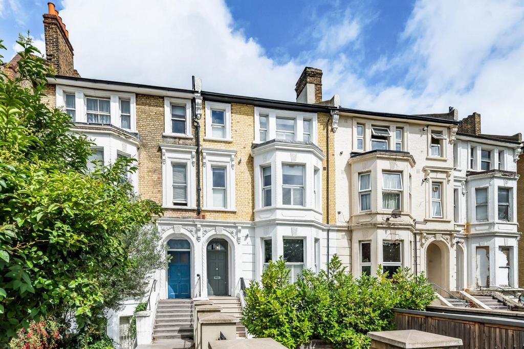 Acre Lane, Brixton 2 bed flat - £650,000