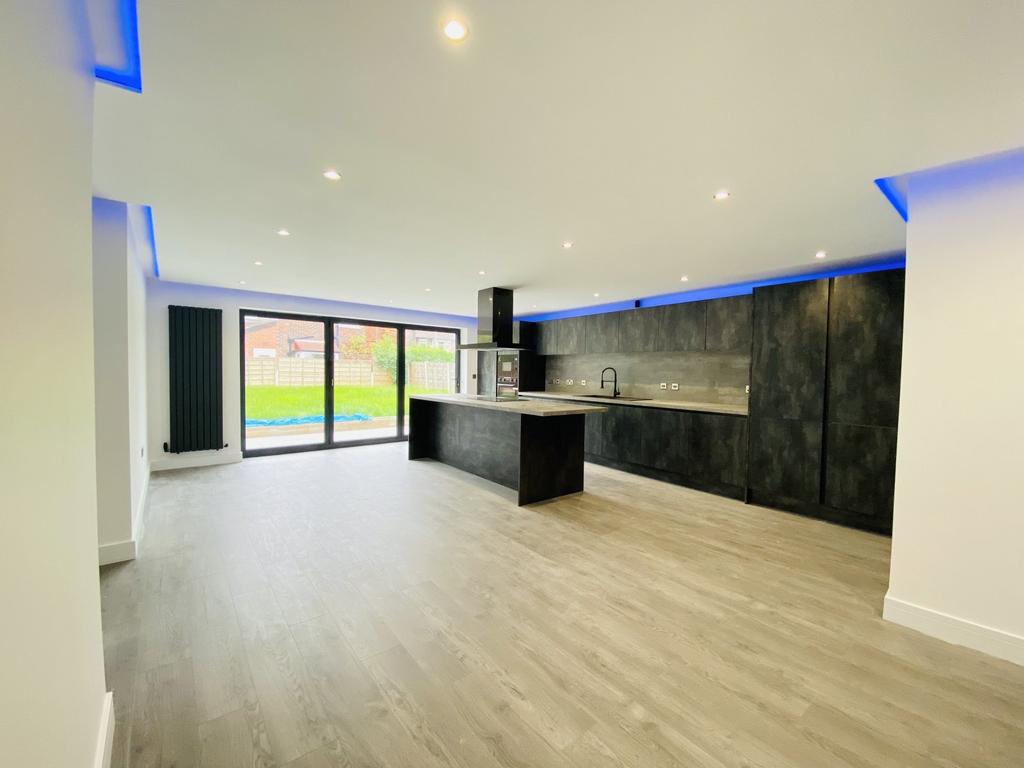 Montagu Road, Offerton, Stockport, SK2 4 bed semi-detached house - £ ...