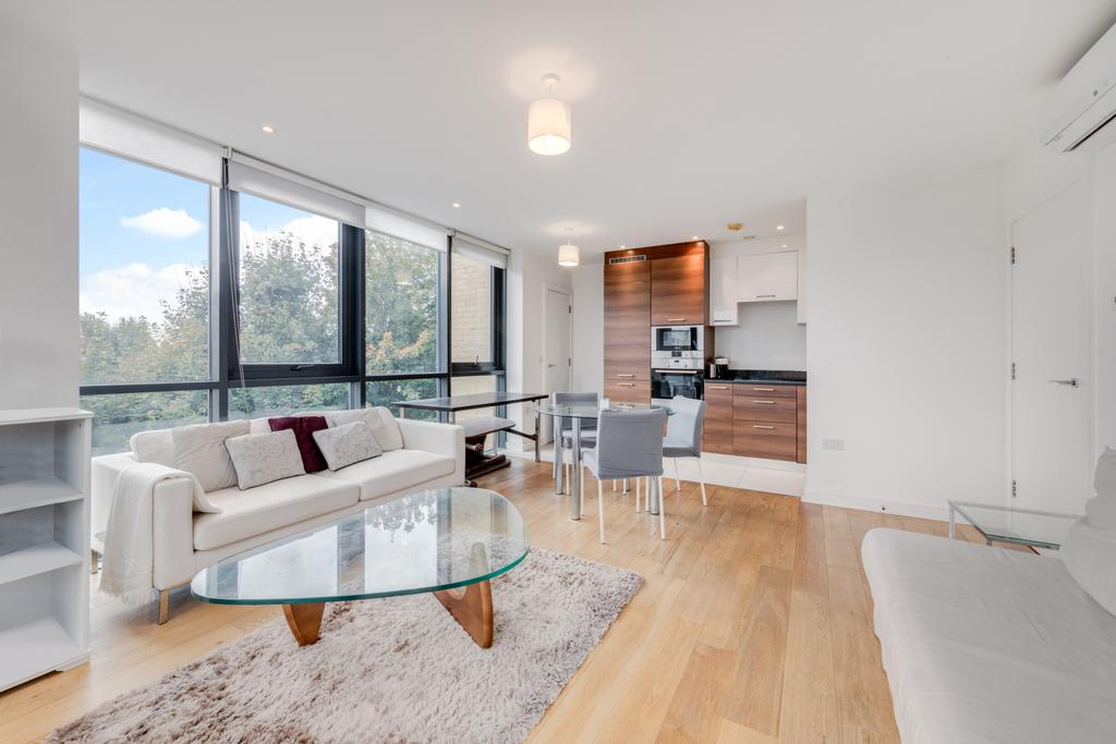 Forge Square, London 2 bed flat - £2,200 pcm (£508 pw)
