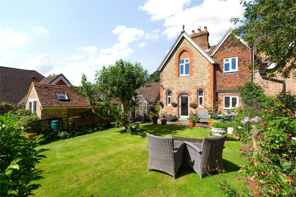 Stumble Hill, Shipbourne, Tonbridge, Kent, TN11 3 bed semi-detached ...