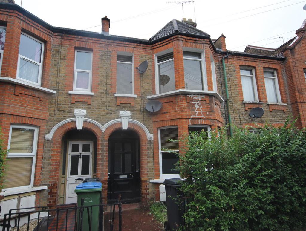 Carr Road, Walthamstow 1 bed flat - £1,575 pcm (£363 pw)