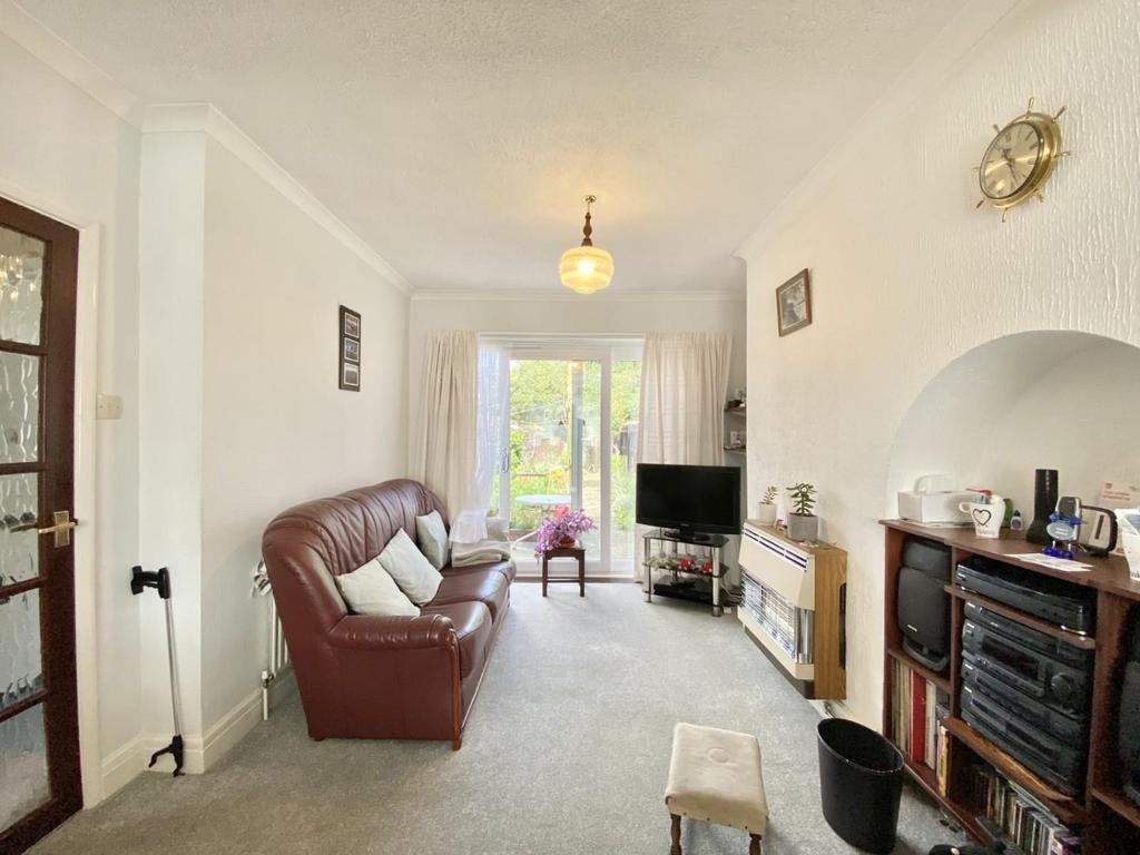 Botwell Lane, Hayes, Middlesex, UB3 2AE 3 bed end of terrace house for ...