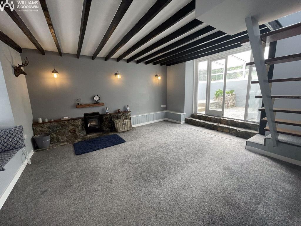 Penysarn, Penysarn, Anglesey, LL69 3 bed cottage for sale - £200,000