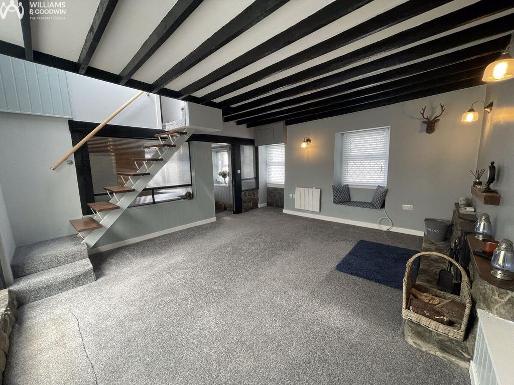 Penysarn, Penysarn, Anglesey, LL69 3 bed cottage for sale - £200,000