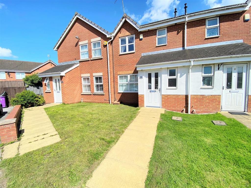 Stonefont Close, Walton, Liverpool 3 bed townhouse - £130,000
