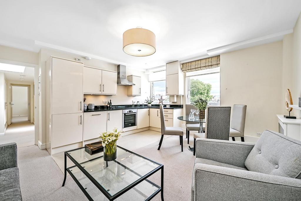 Mountbarrow House, Elizabeth Street... 2 bed flat - £2,925 pcm (£675 pw)