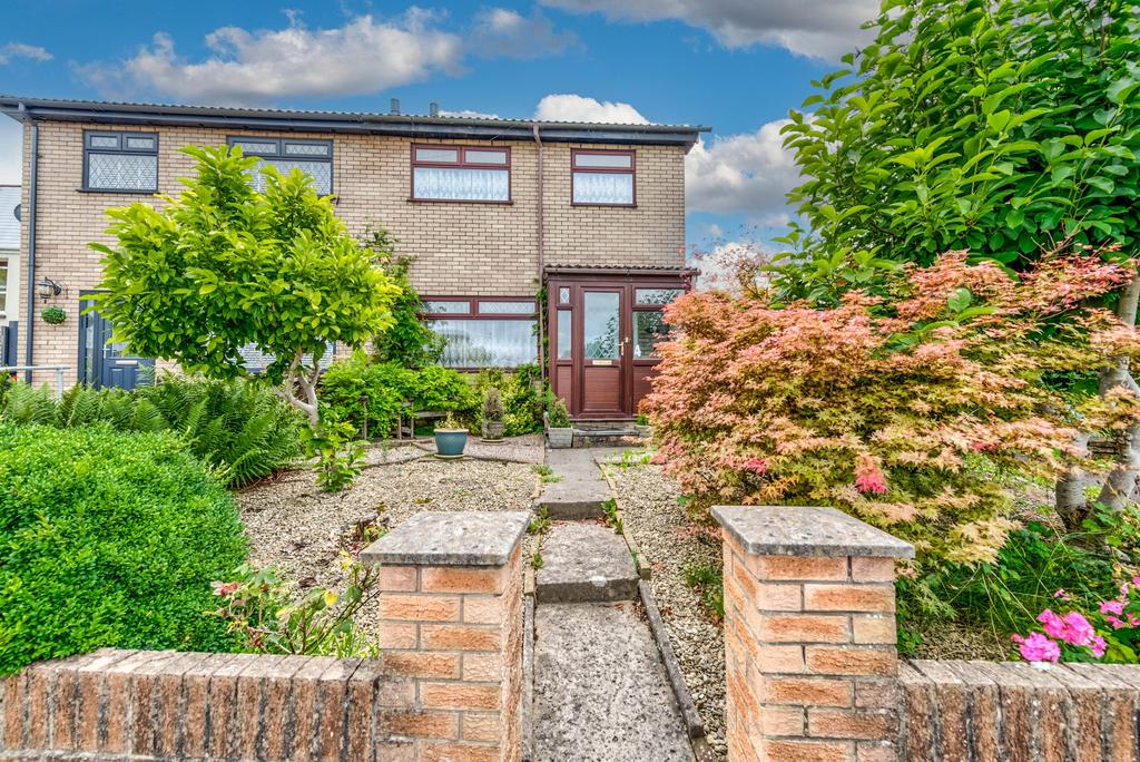 Wentloog Road, Rumney, Cardiff. CF3 2 bed cluster house for sale - £170,000