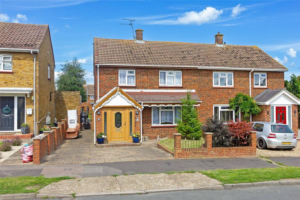 Glebe Lane, Sittingbourne, Kent, ME10 3 bed semi-detached house - £305,000