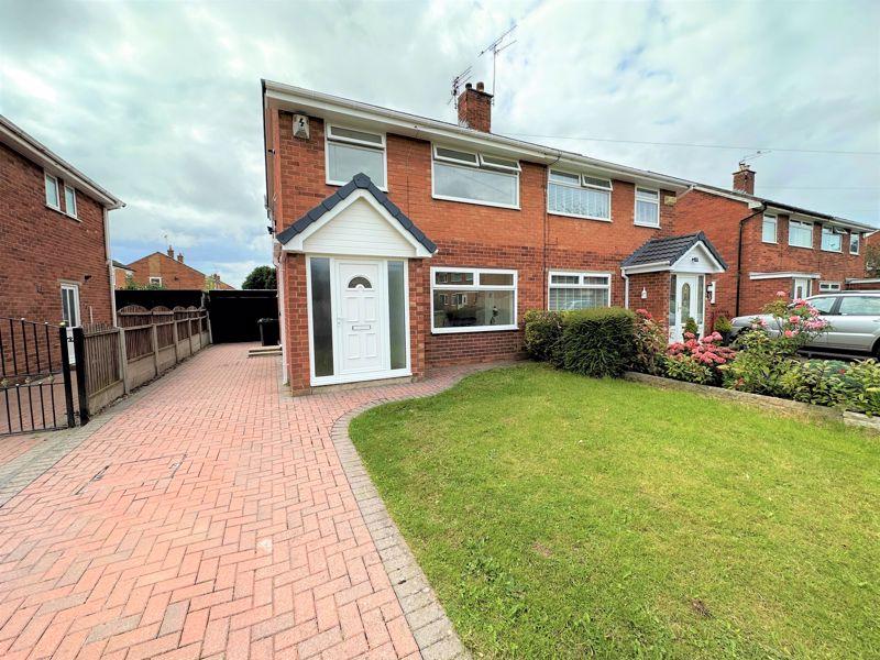 Knottingley Drive Great Sutton 3 Bed Semi Detached House £230 000
