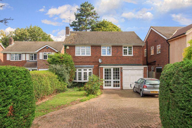 Tring 4 bed detached house - £800,000