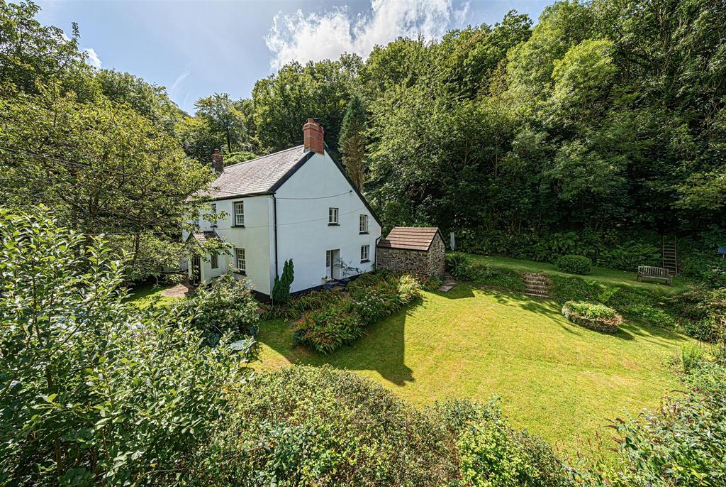 Bucks Mills, Bideford 4 bed detached house - £695,000