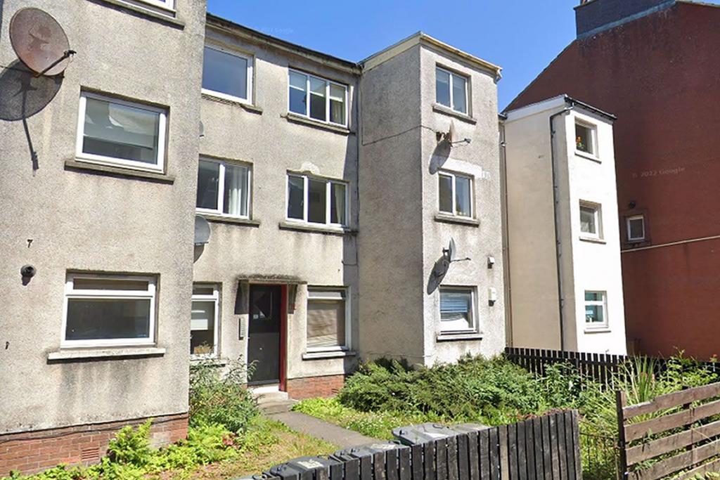 Gateside Street, First Floor, Largs KA30 1 bed flat - £30,000