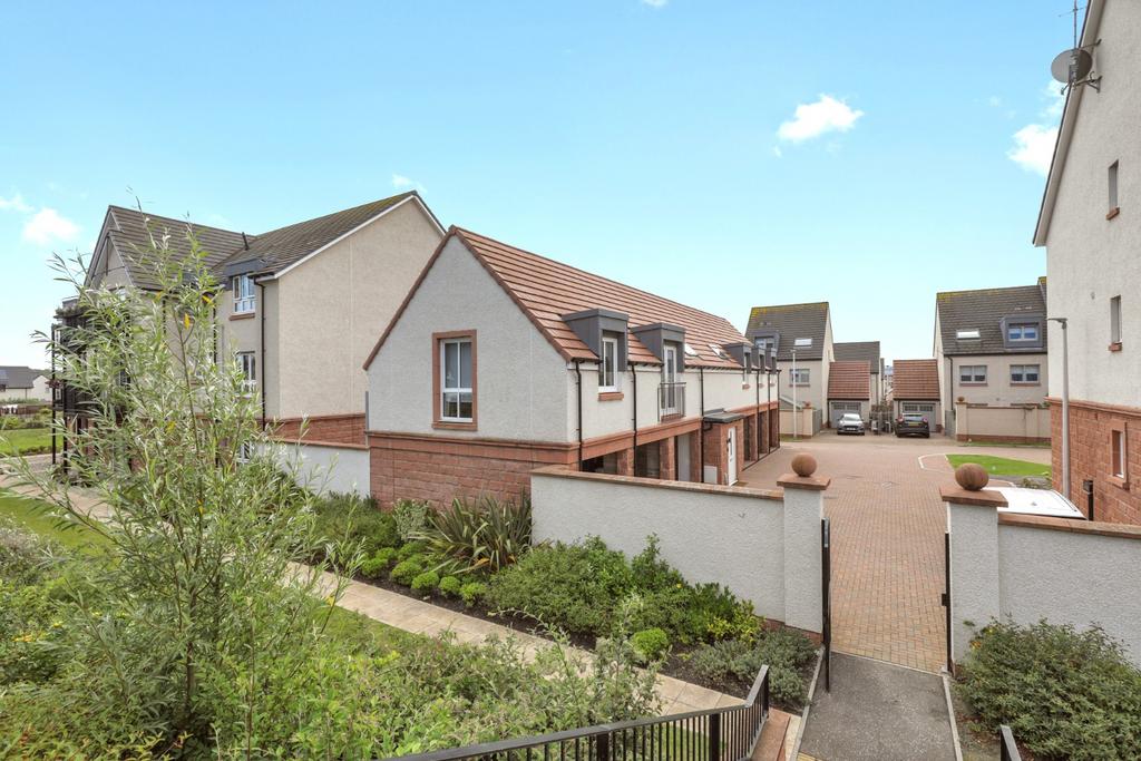 14 Phoenix Rise, Gullane EH31 3 bed mews for sale - £435,000