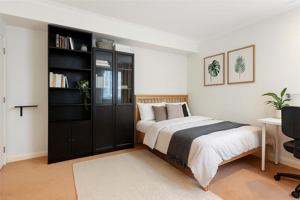 Paramount Court, Bloomsbury Studio to rent - £1,800 pcm (£415 pw)