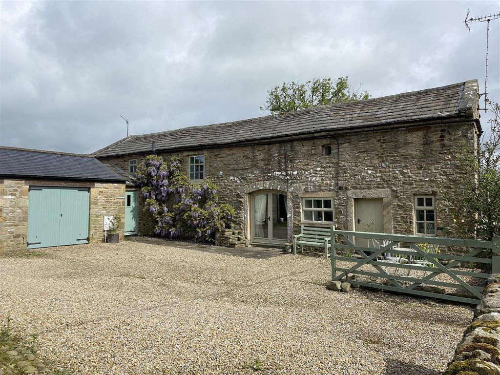 Mickleton, County Durham 4 bed barn conversion - £425,000