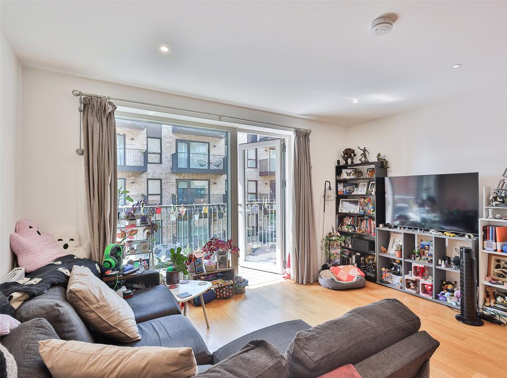 Samara Drive, Southall, UB1 1 bed apartment for sale - £300,000