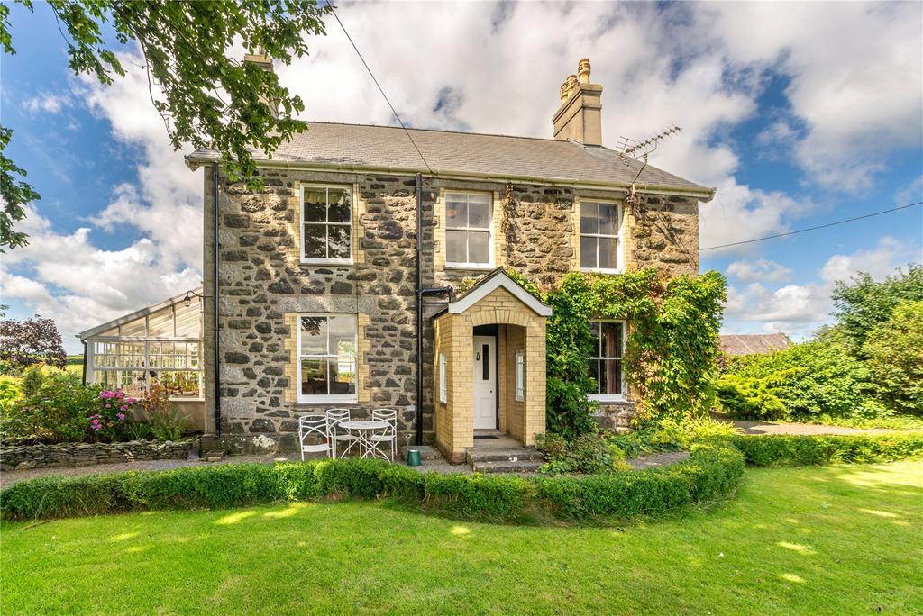 Llandyfrydog, Llanerchymedd, Isle Of Anglesey, LL71 7 bed detached ...
