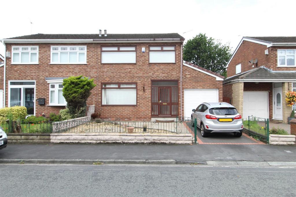 Oakham Drive, Liverpool L10 3 bed semi-detached house - £214,950