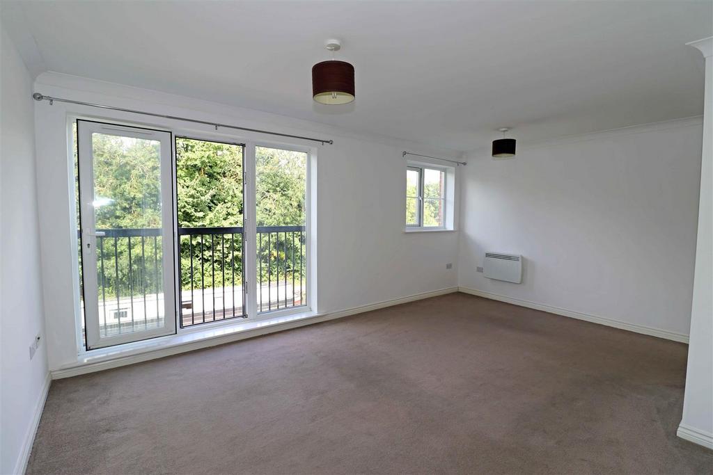 Chandley Wharf, Warwick 2 bed apartment - £189,000