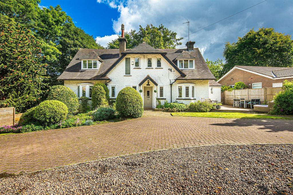 Den Bank House, 658 Manchester Road, Sandygate, S10 5PU 5 bed detached ...