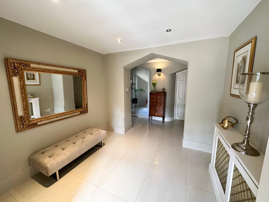Gayhurst Court Mews, Gayhurst, MK16 5 bed mews - £3,600 pcm (£831 pw)