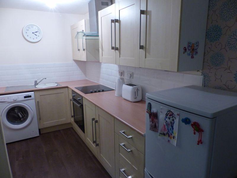 Boarshaw Clough Way, Manchester M24 2 bed apartment for sale - £85,000