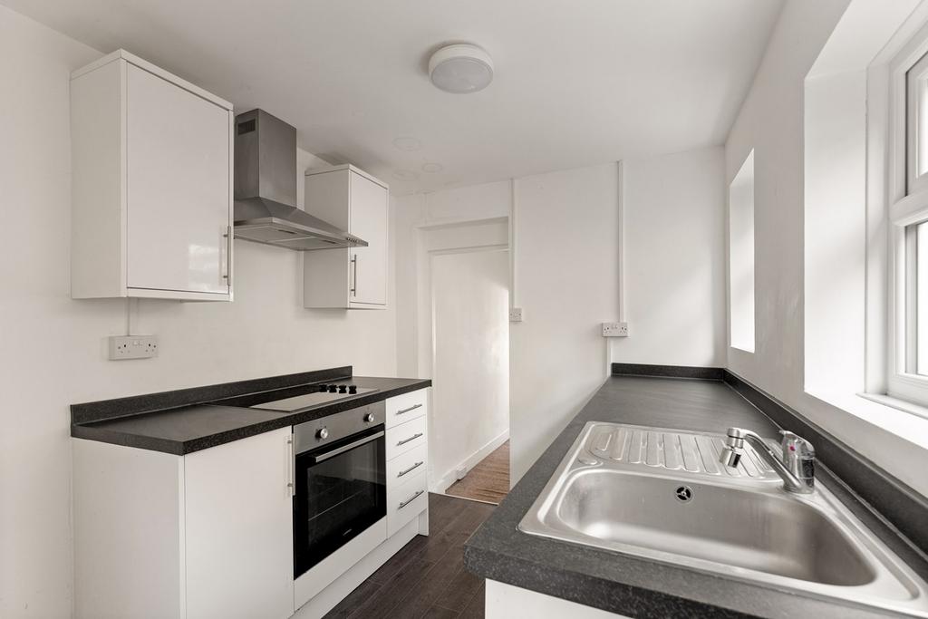 Tower Hamlets Road Dover Ct17 2 Bed Terraced House For Sale £165 000