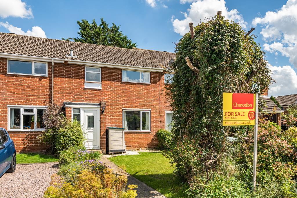 Kidlington, Oxfordshire, OX5 3 bed terraced house - £350,000