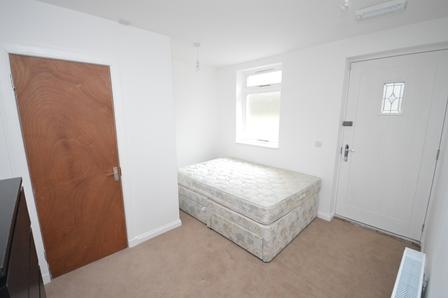 07P – Beeslack Lodge, Edinburgh Road... 6 bed flat share to rent - £599 ...