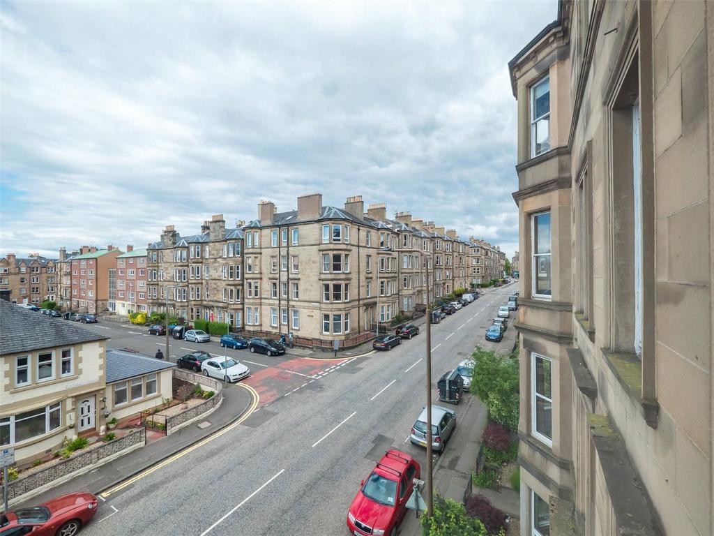 Polwarth Gardens, Edinburgh, EH11 4 bed flat to rent - £3,365 pcm (£777 pw)