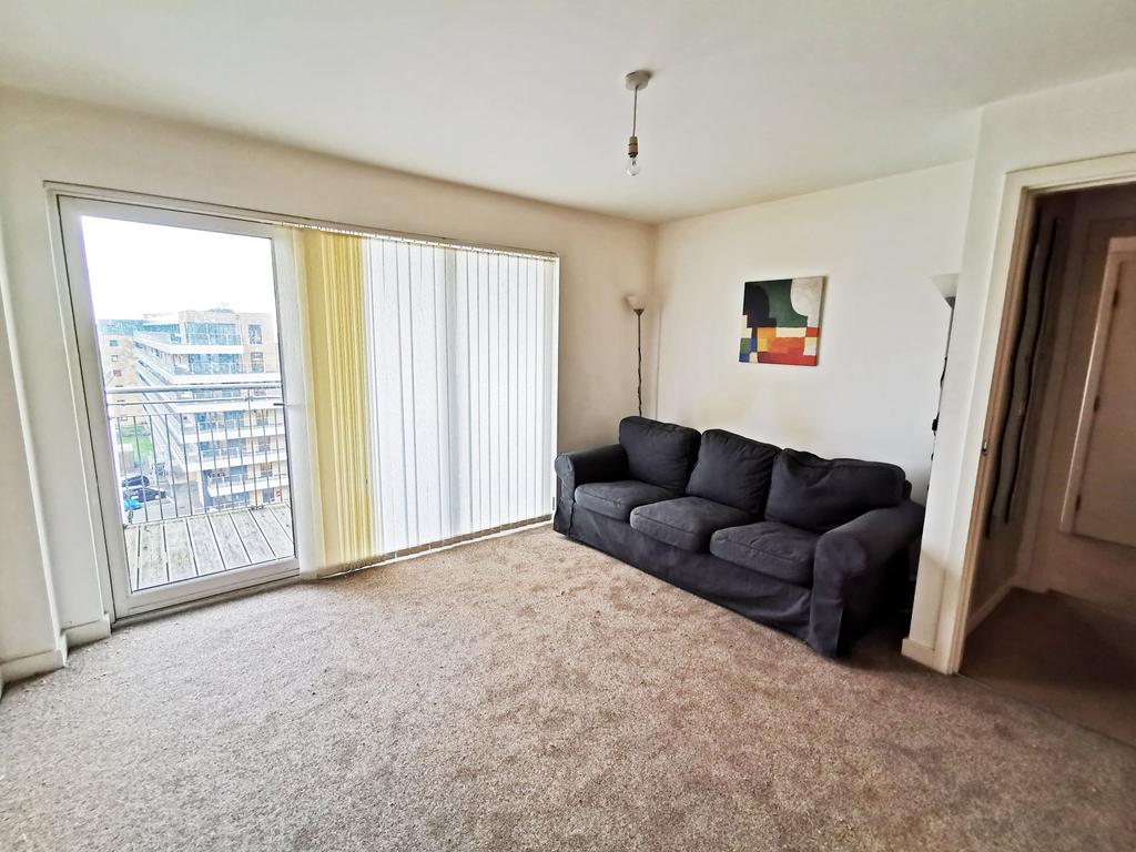 Beatrix House, Cardiff Bay, Cardiff 1 bed flat - £900 pcm (£208 pw)