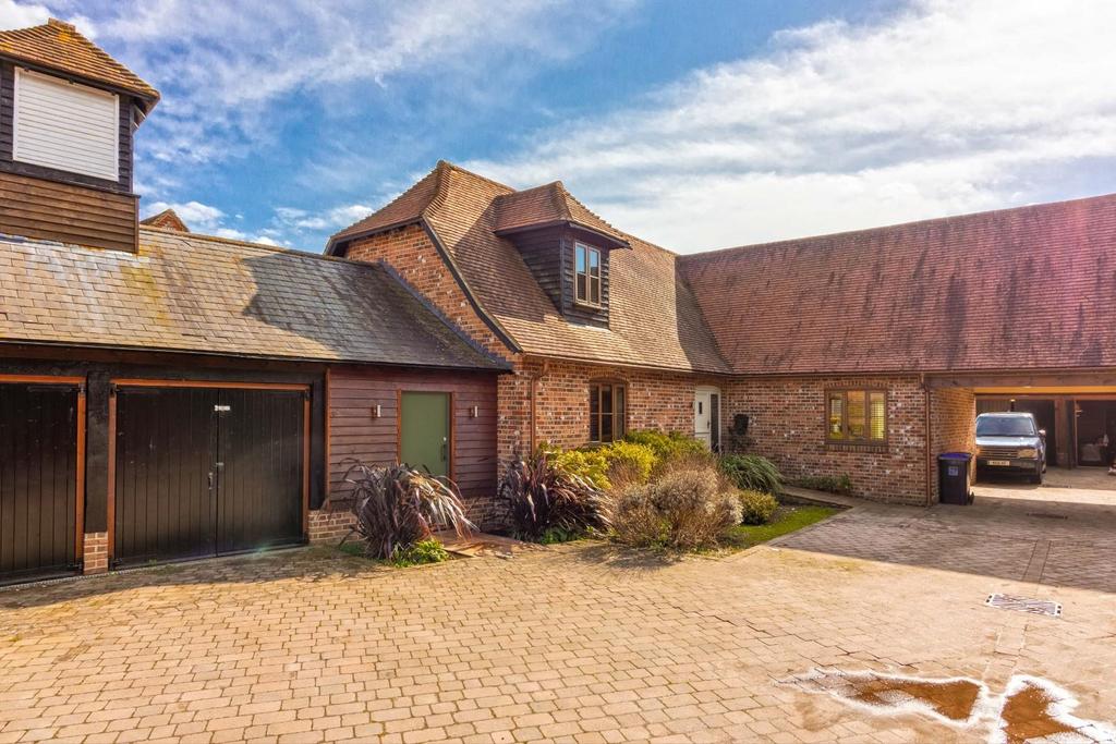 Forest Lane, Castle Goring, Worthing 4 bed house - £500,000