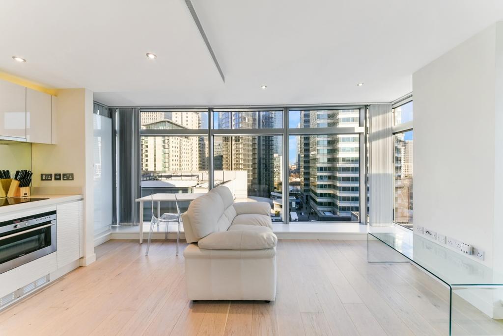 East Tower, Pan Peninsula, Canary... 1 bed apartment - £2,513 pcm (£580 pw)