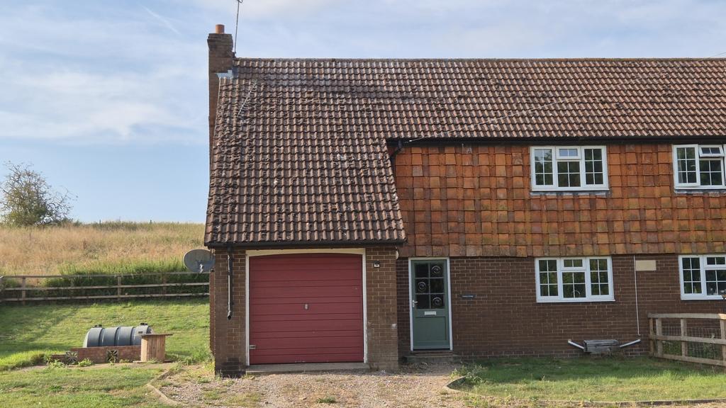 Bryces Lane, Brown Candover... 3 bed semi-detached house - £1,500 pcm ...
